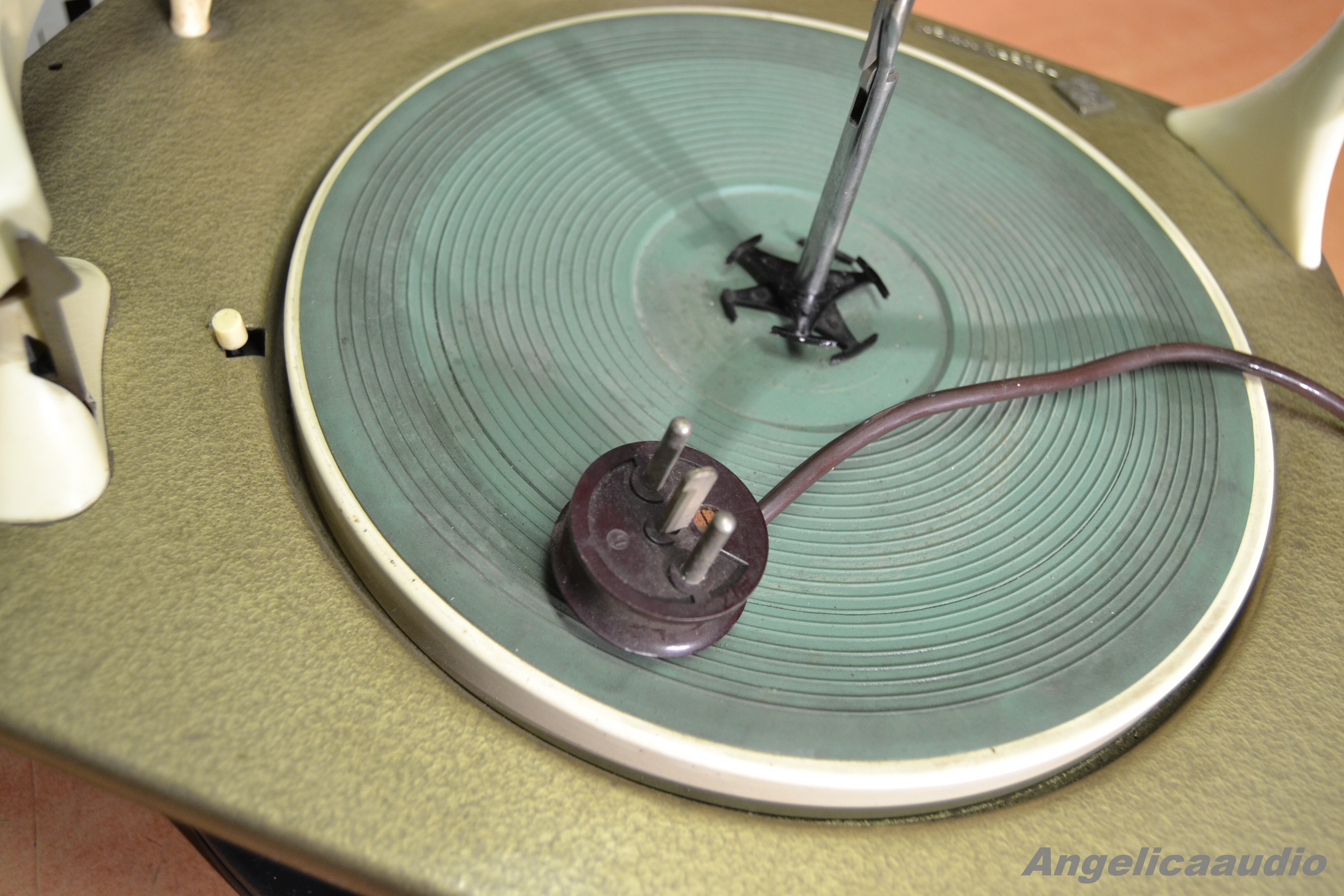 TELEFUNKEN (Motor AEG) – nezkoušeno : Angelicaaudio 1990