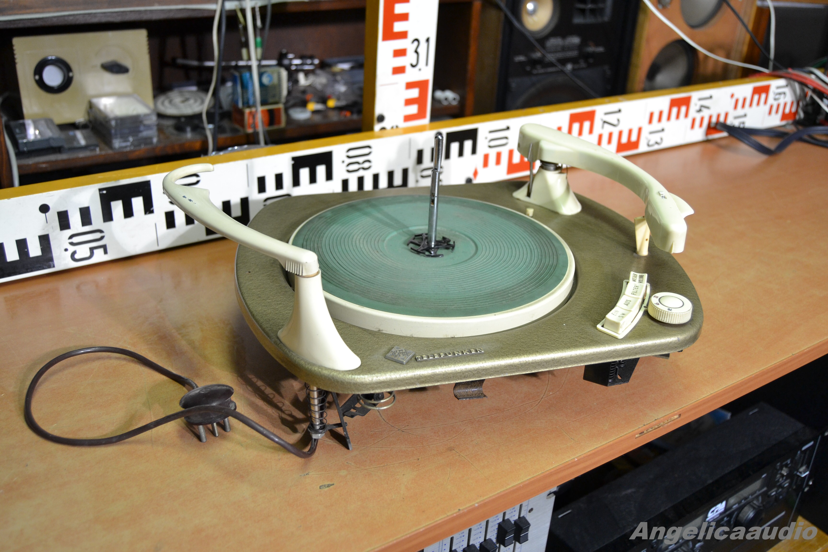 TELEFUNKEN (Motor AEG) – nezkoušeno : Angelicaaudio 1990